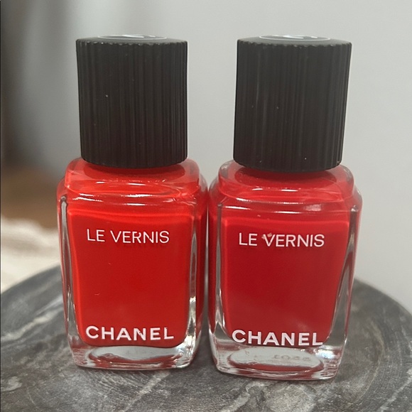 CHANEL | Makeup | Chanel Le Vernis Bold Red Nail Polish Duo Rouge Red ...